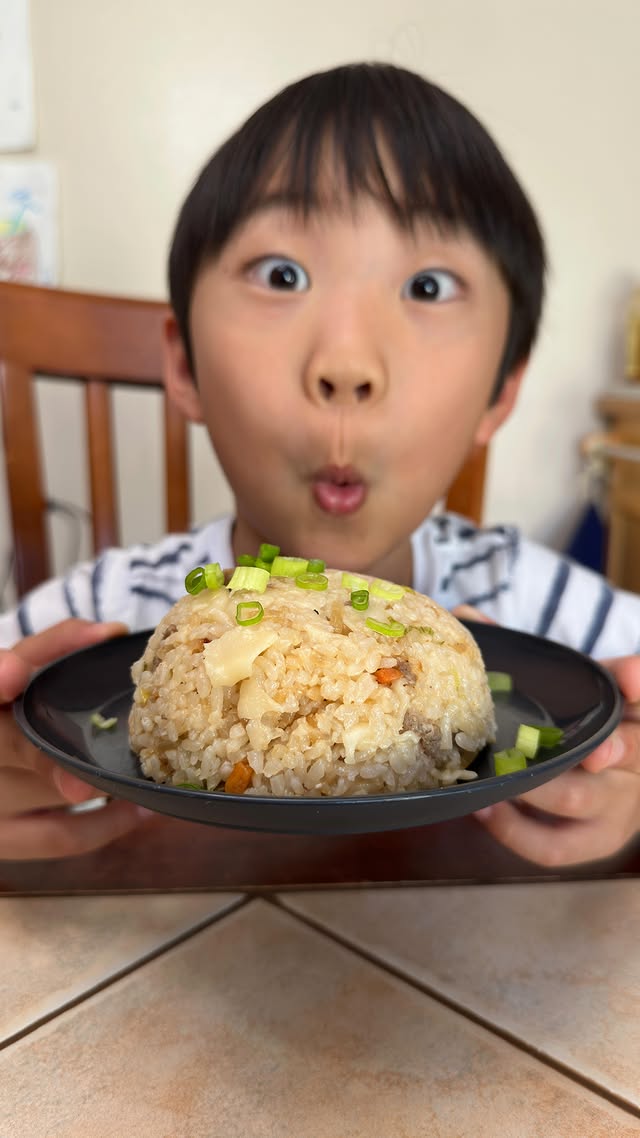 Easy Peasy Jordan on Instagram: "The rice cooker series continues with ...